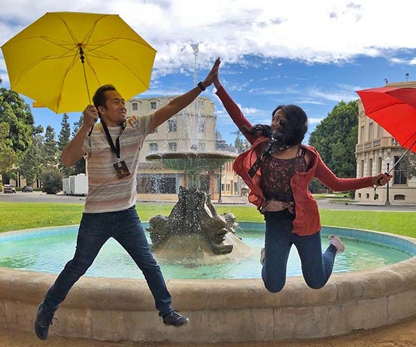Warner Bros. Studio Tour Hollywood See the Real Friends Fountain ...